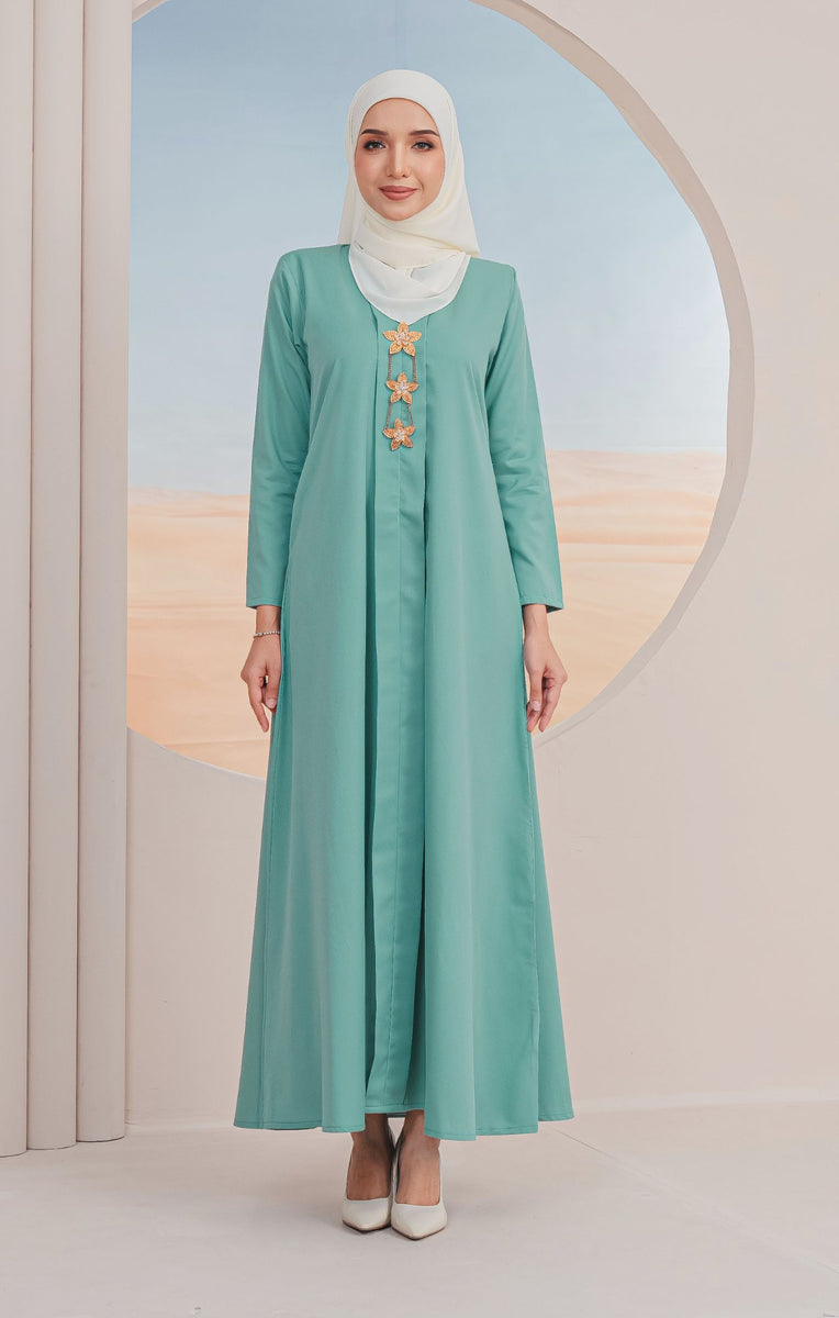 Rubi Jubah Kebarung Klasik | Sage Green – CARLANISA